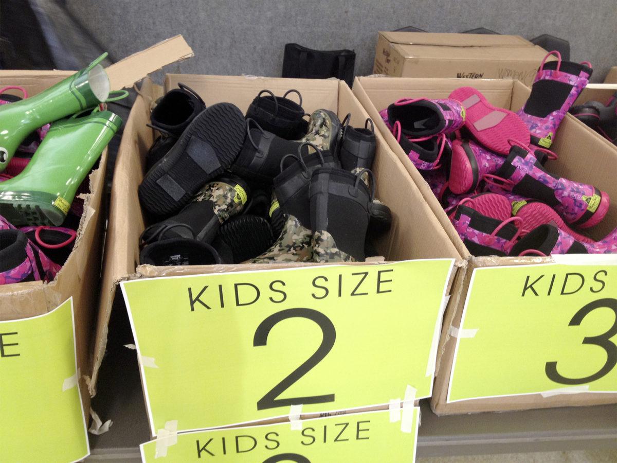 Kent Area Council PTA Clothing Bank receives boot donation | Kent Reporter