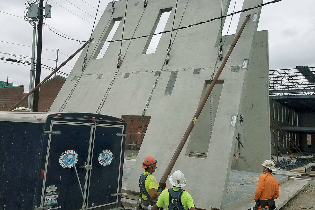 MultiCare Kent clinic reaches construction milestone on the way to 2019 ...