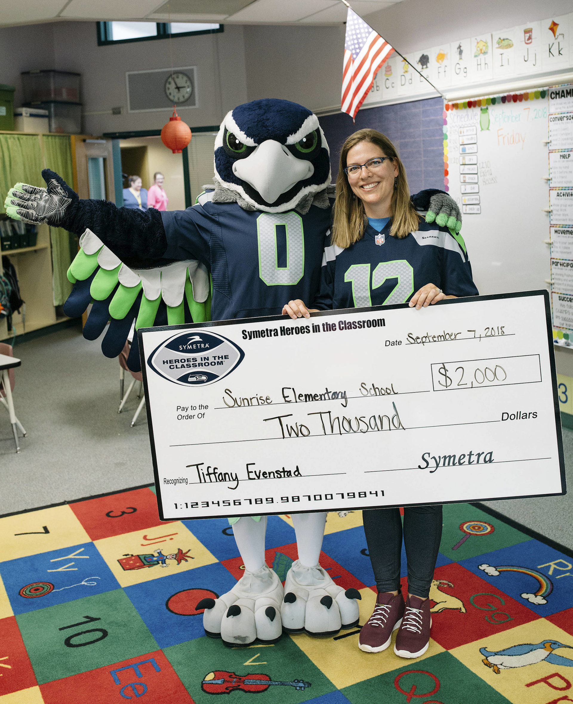 Sunrise Elementary teacher honored as Symetra Hero in the Classroom ...