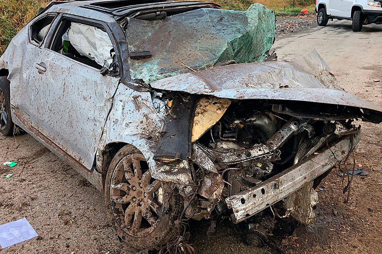 Woman injured in Highway 167 crash Sunday in Kent | Update: remains in ...