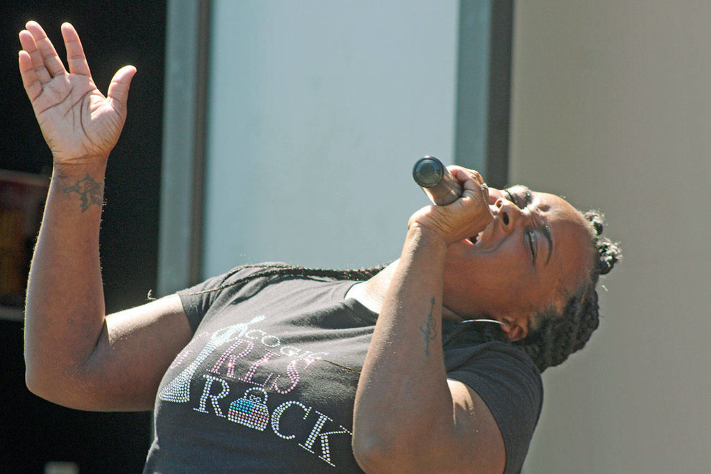 Kent pastor receives Police Chief’s Award for Citizen Commendation ...