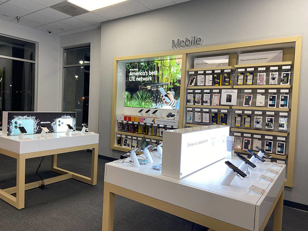 Comcast opens new Xfinity store in Kent | Kent Reporter