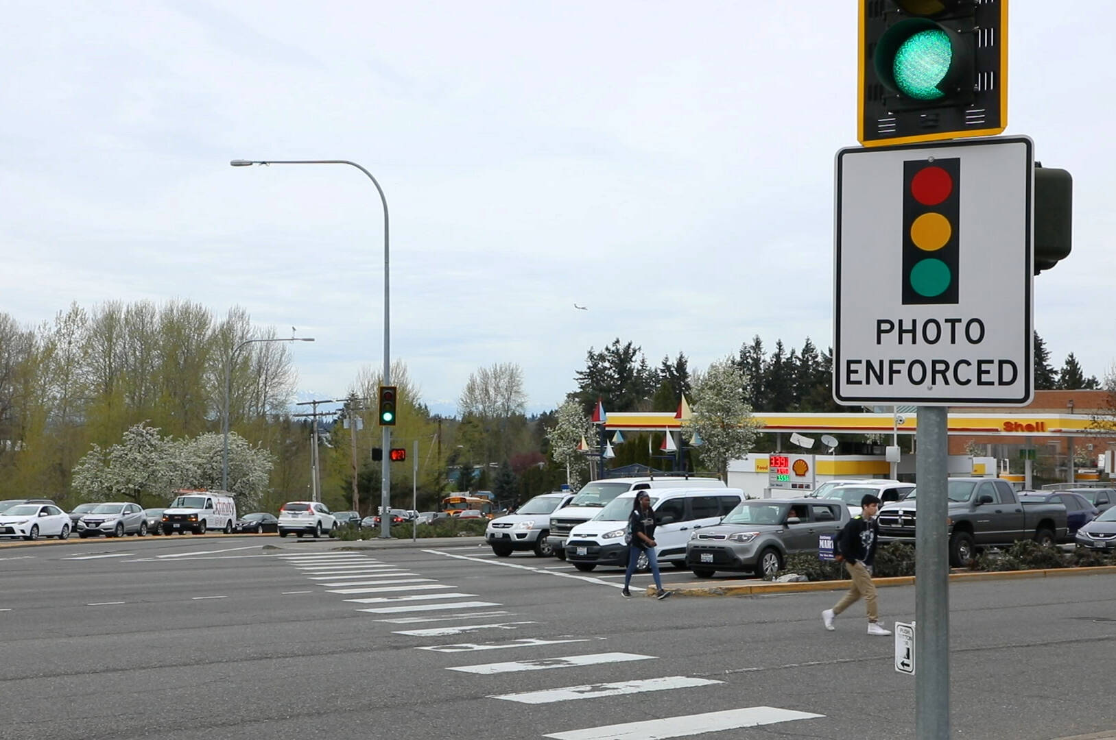 Kent to add red-light cameras at six more intersections in 2023 | Kent ...