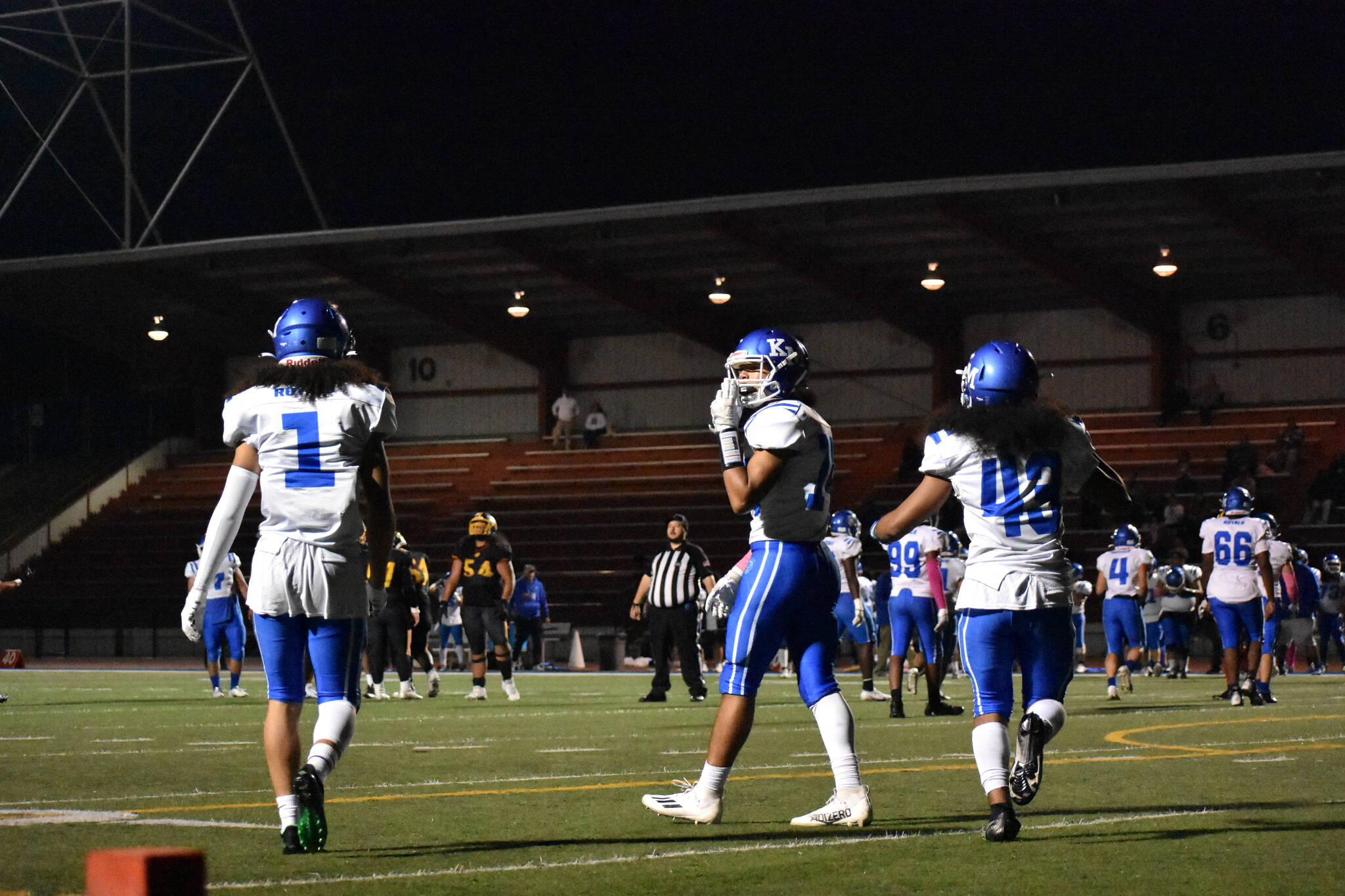Football: Kent-Meridian wins thriller over Thomas Jefferson | Kent Reporter