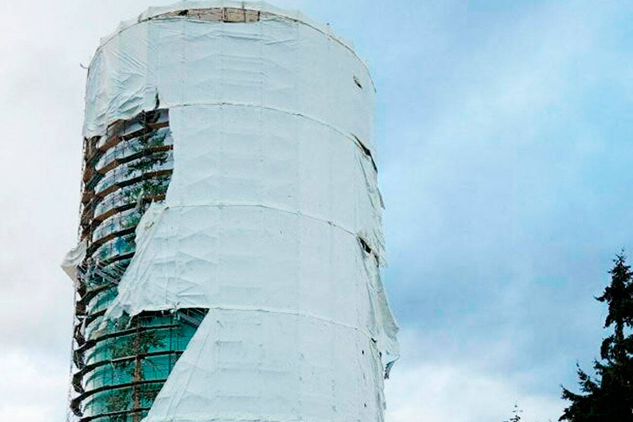 Wind damage to cover leads to unveiling of Kent water tower | Kent Reporter