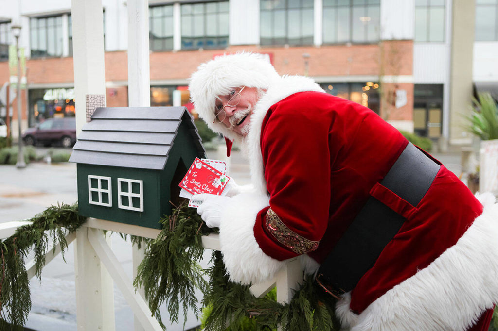 Kent Station taking photo appointments for Santa Claus | Kent Reporter