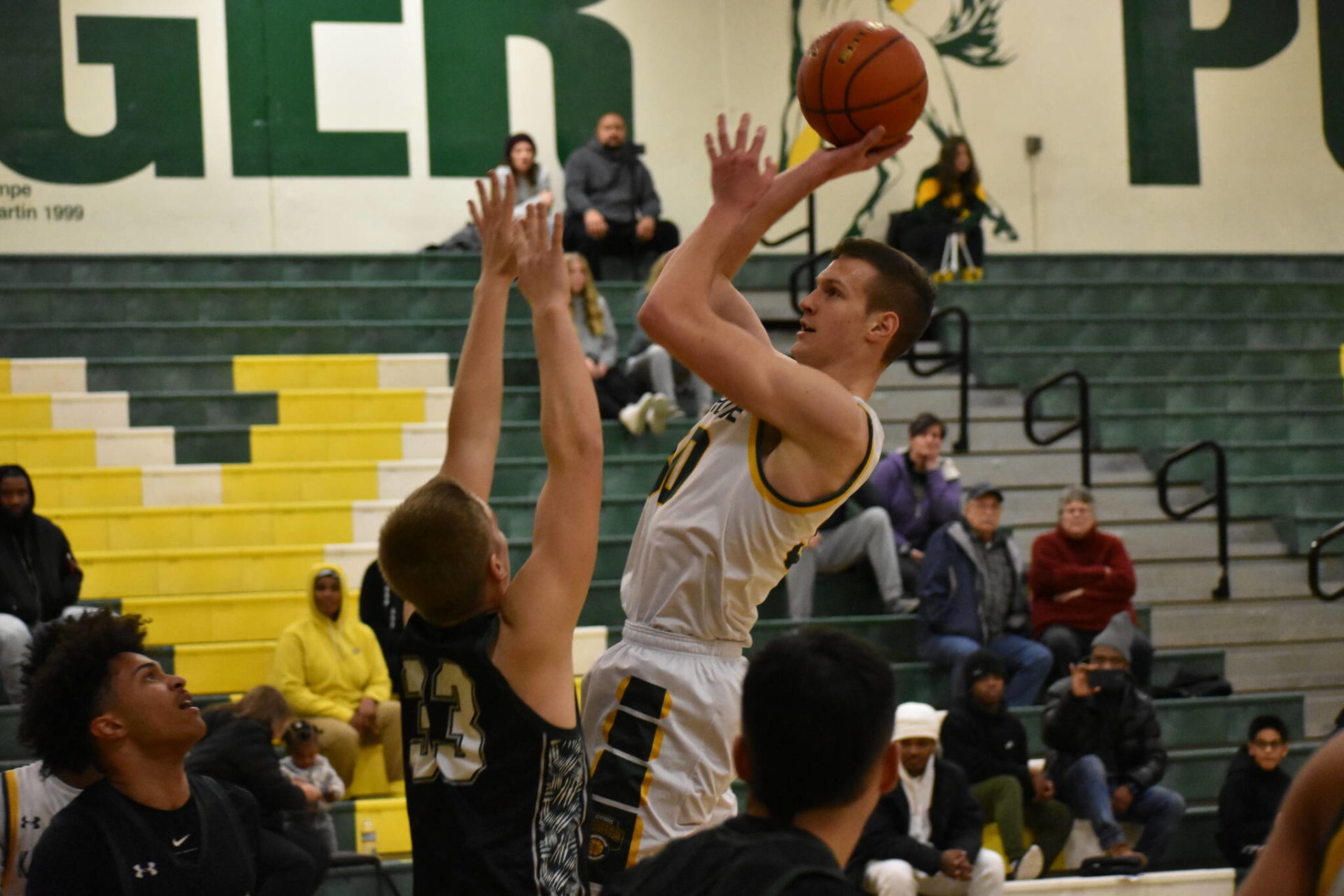 Basketball: Kentridge Chargers lead NPSL standings so far | Kent Reporter