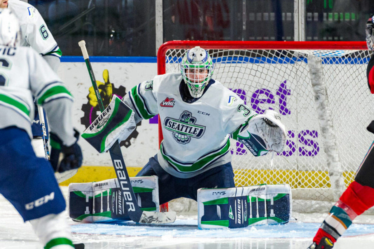 Thunderbirds’ Ratzlaff chosen WHL Goaltender of the Month | Kent Reporter