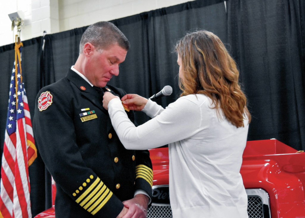 Carson replaces retiring Morris as Kent-based Puget Sound Fire chief ...