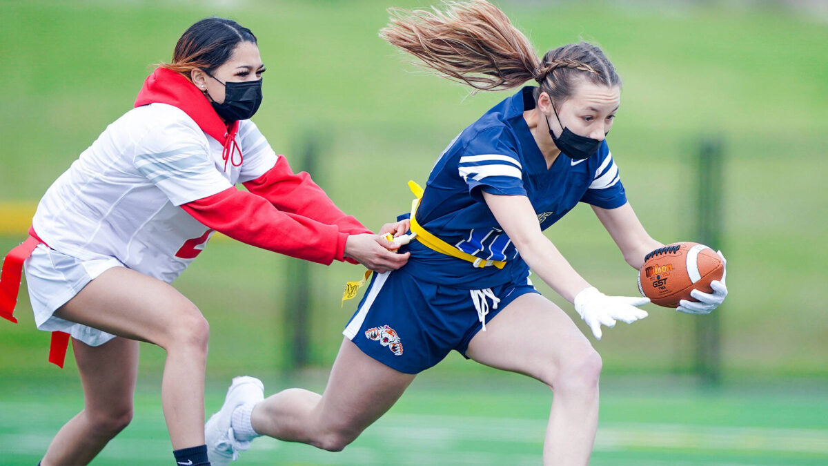 Seahawks partner with Kent schools to launch girls flag football teams ...
