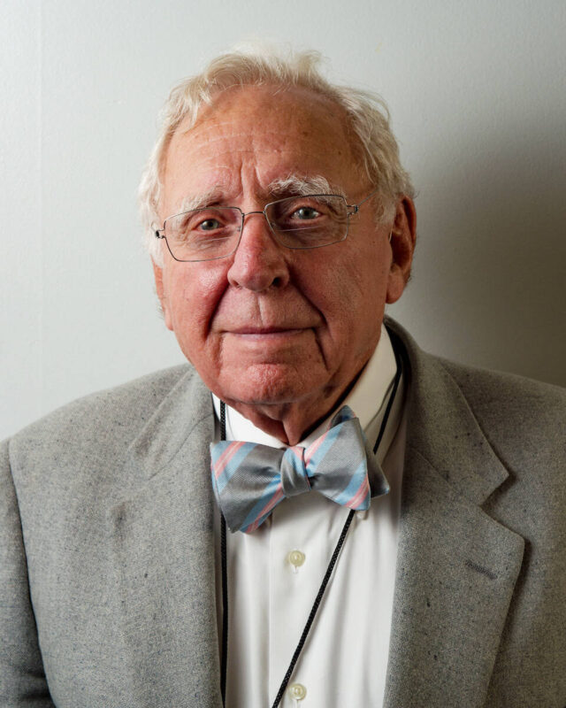 Dr. Alfred Blue: Longtime Thunderbirds’ hockey team doctor dies | Kent ...