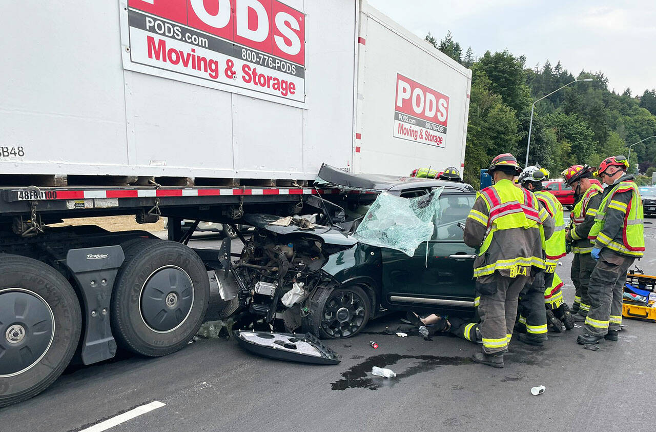 Car traveling at high rate of speed in Kent collides with truck | Kent ...