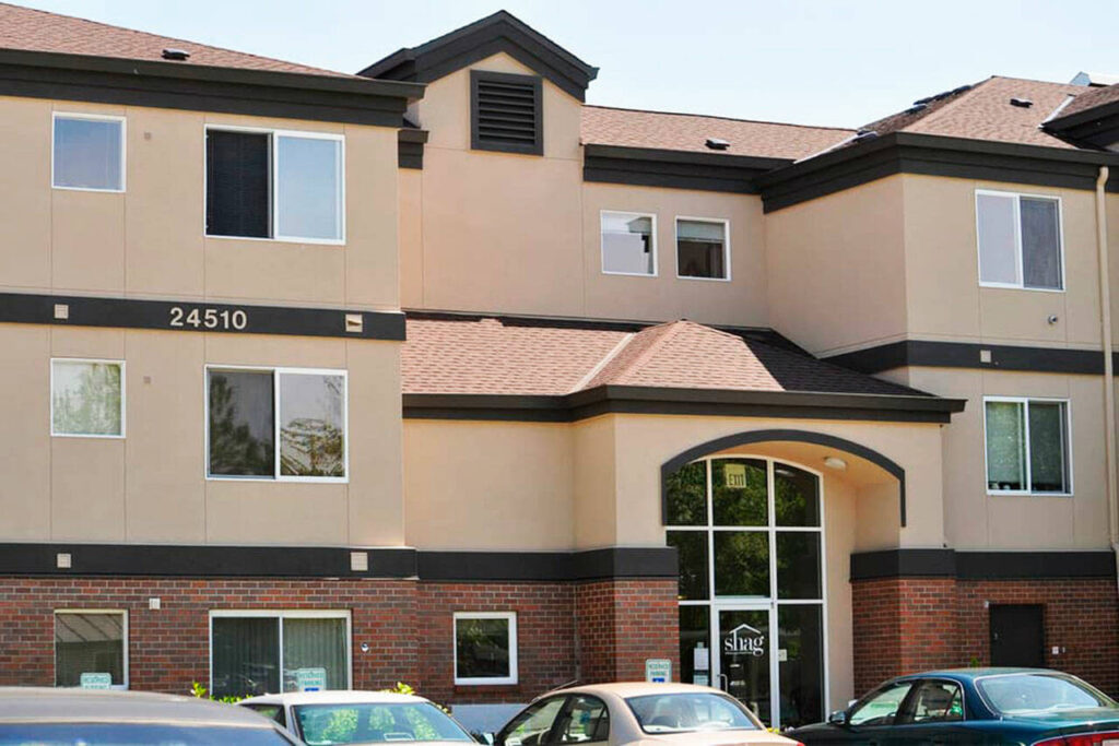 Kent Police arrest man, woman at senior housing units after pursuit ...