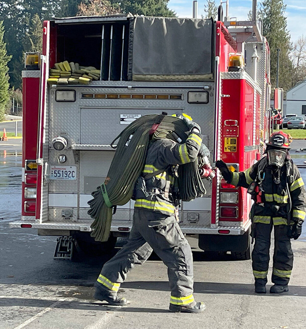 Recruit firefighters in Kent learn ladder raising, auto extrication and ...