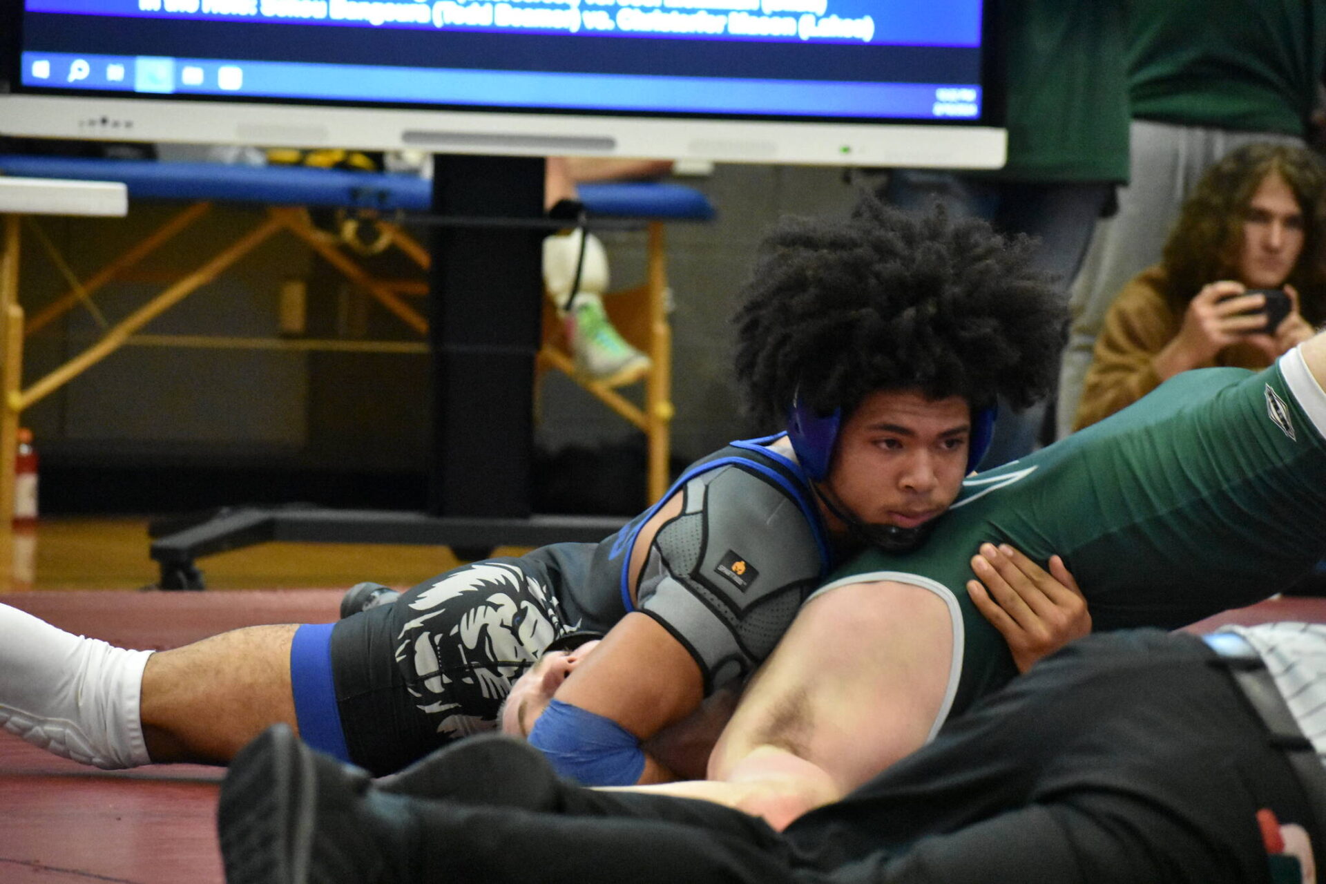 Wrestling: Kent-Meridian sends eight to state | Kent Reporter