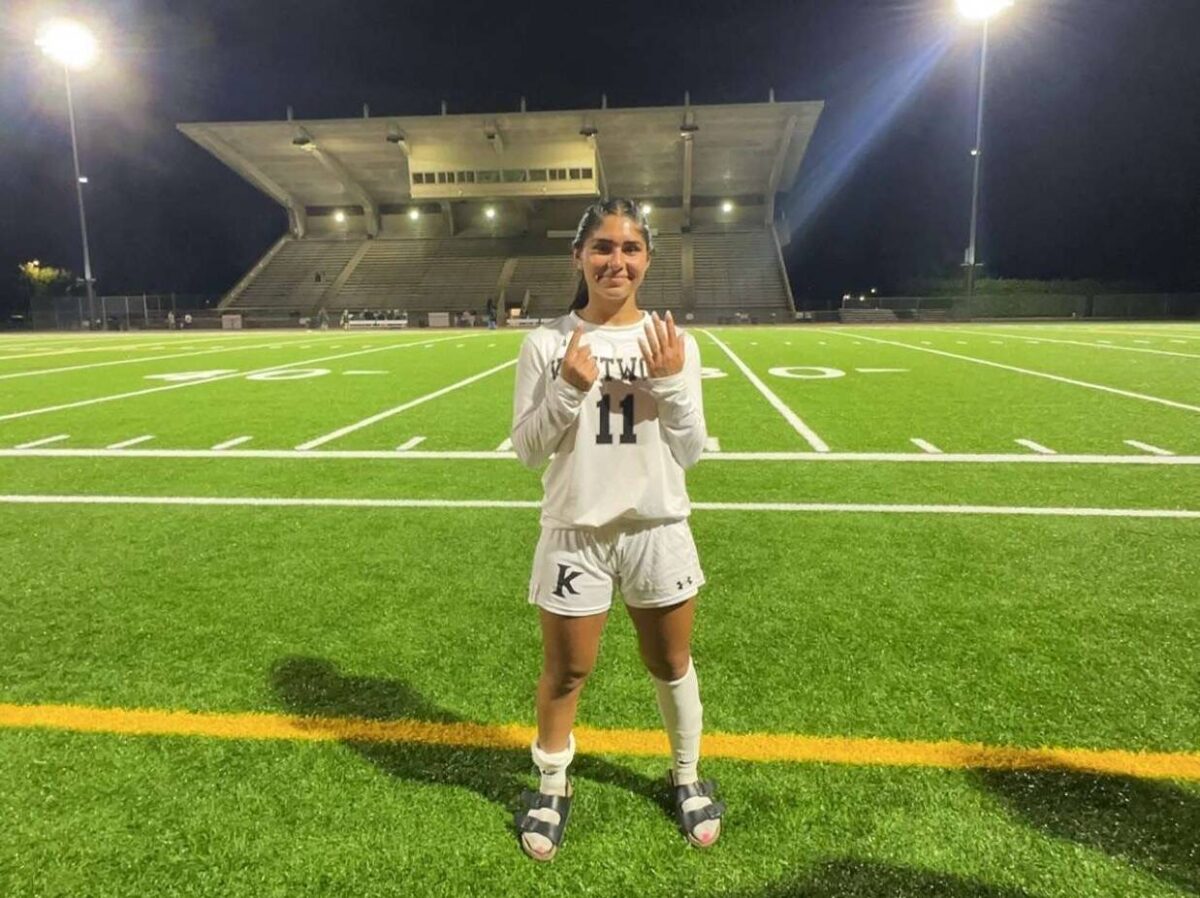 Kentwood’s Diya Thomas dazzles as she sets new school record | Kent ...