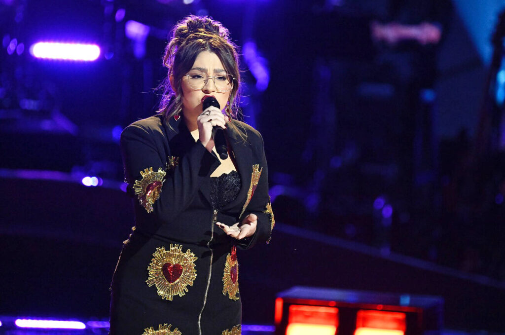 Maple Valley woman advances to Knockouts on ‘The Voice’ | Kent Reporter