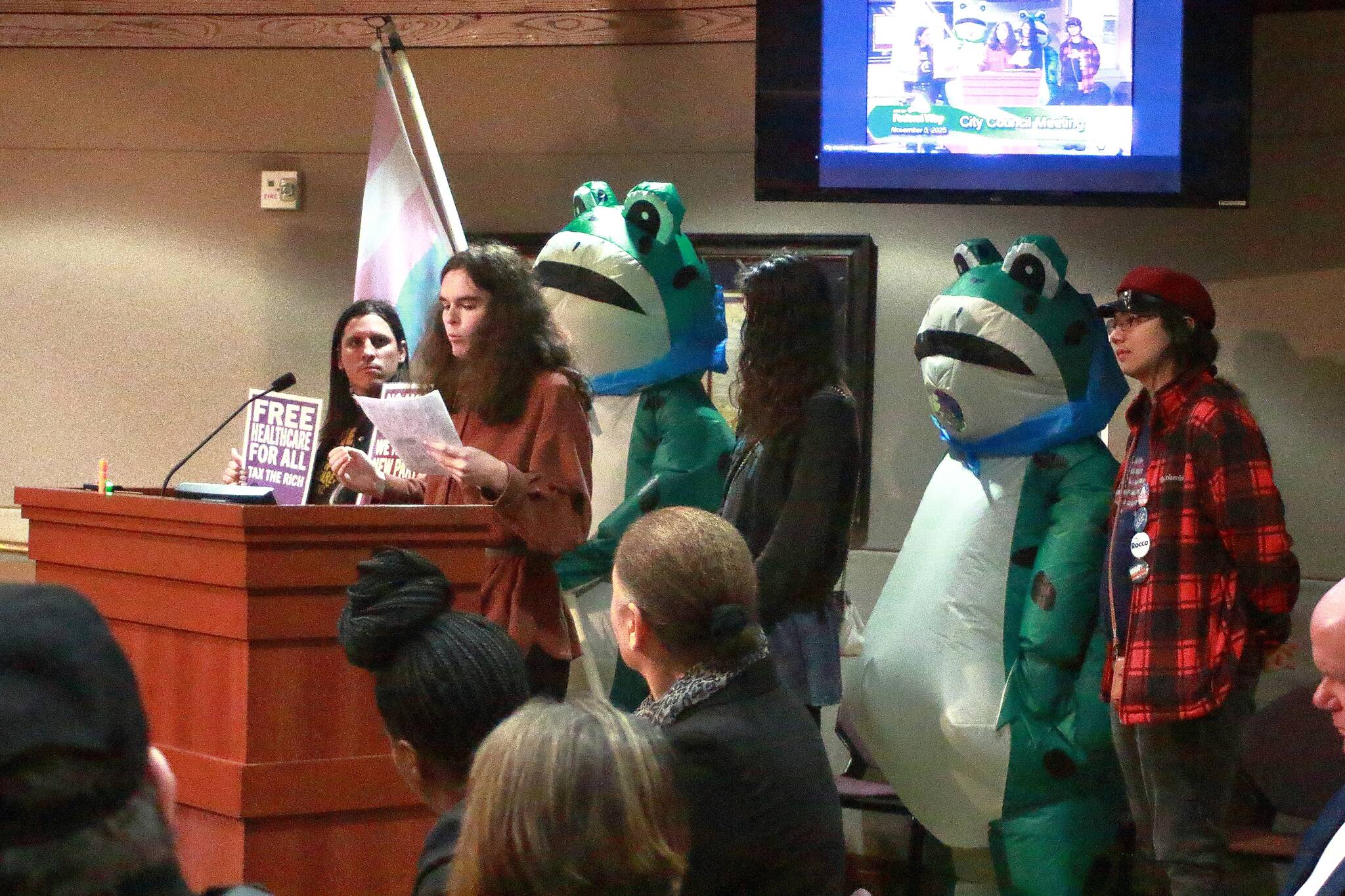 Federal Way flag policy change gets community pushback | Kent Reporter