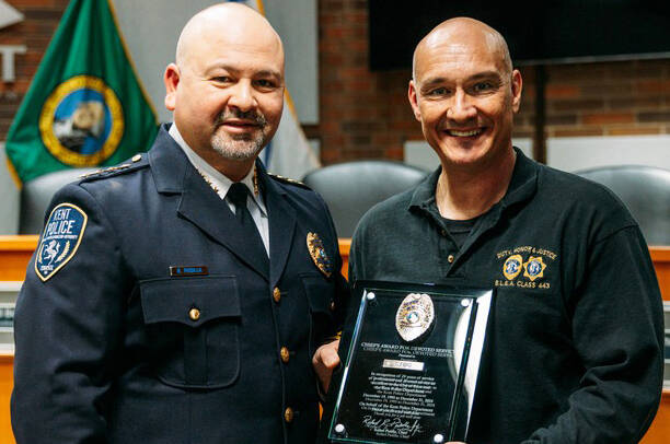 Kent Police Detective Ford retires after 29 years with department ...