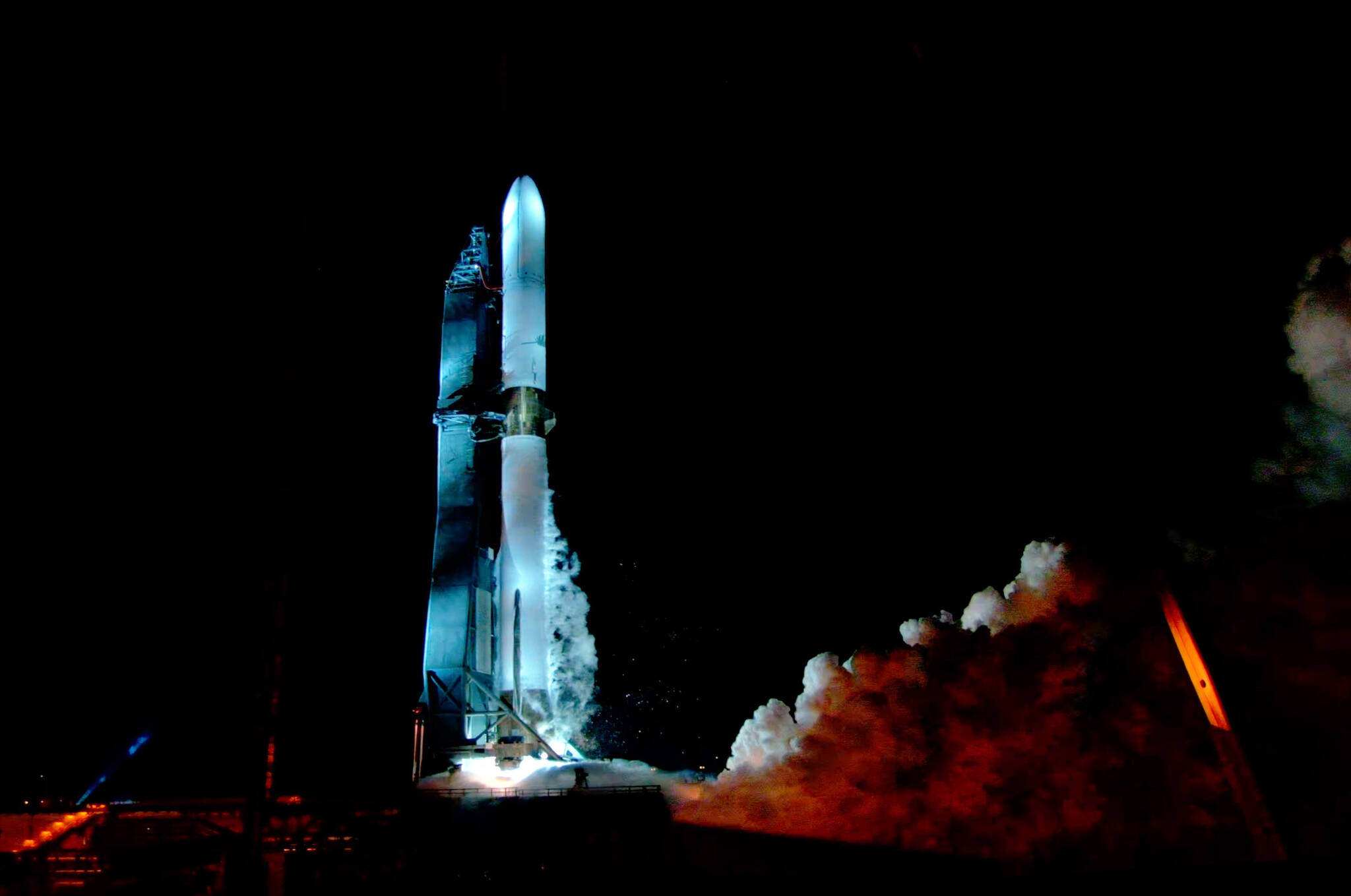 Kent-based Blue Origin successfully completes vehicle hotfire test ...