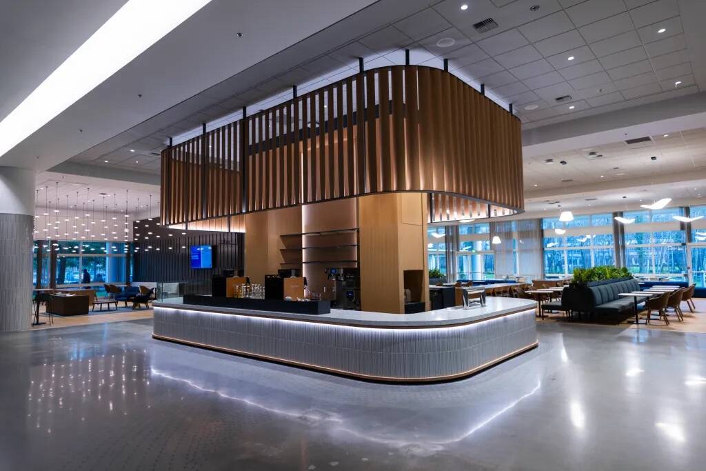 Alaska Airlines opens new training center in Renton | Kent Reporter